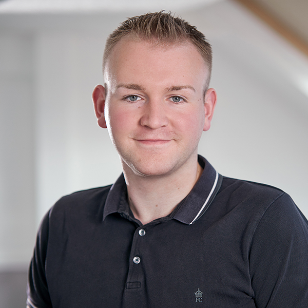 Supporting Role: Jon Dudgeon & Steven Robinson - Blu Sky